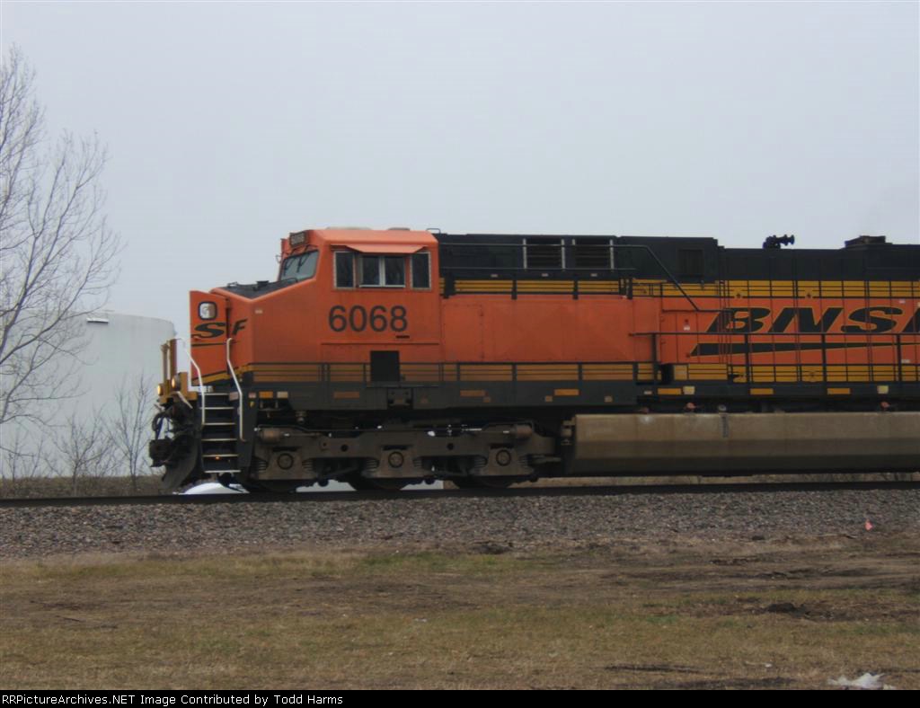 BNSF 6068